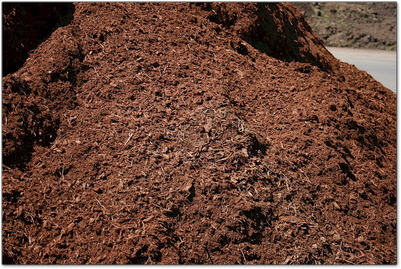 Bark & Mulch Products | H & H Wood Recyclers